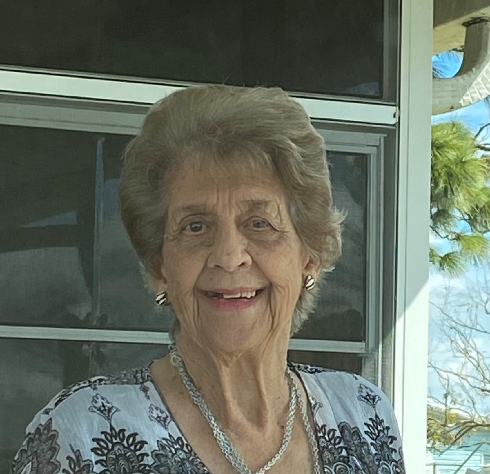 Obituaries – Brownlie Maxwell